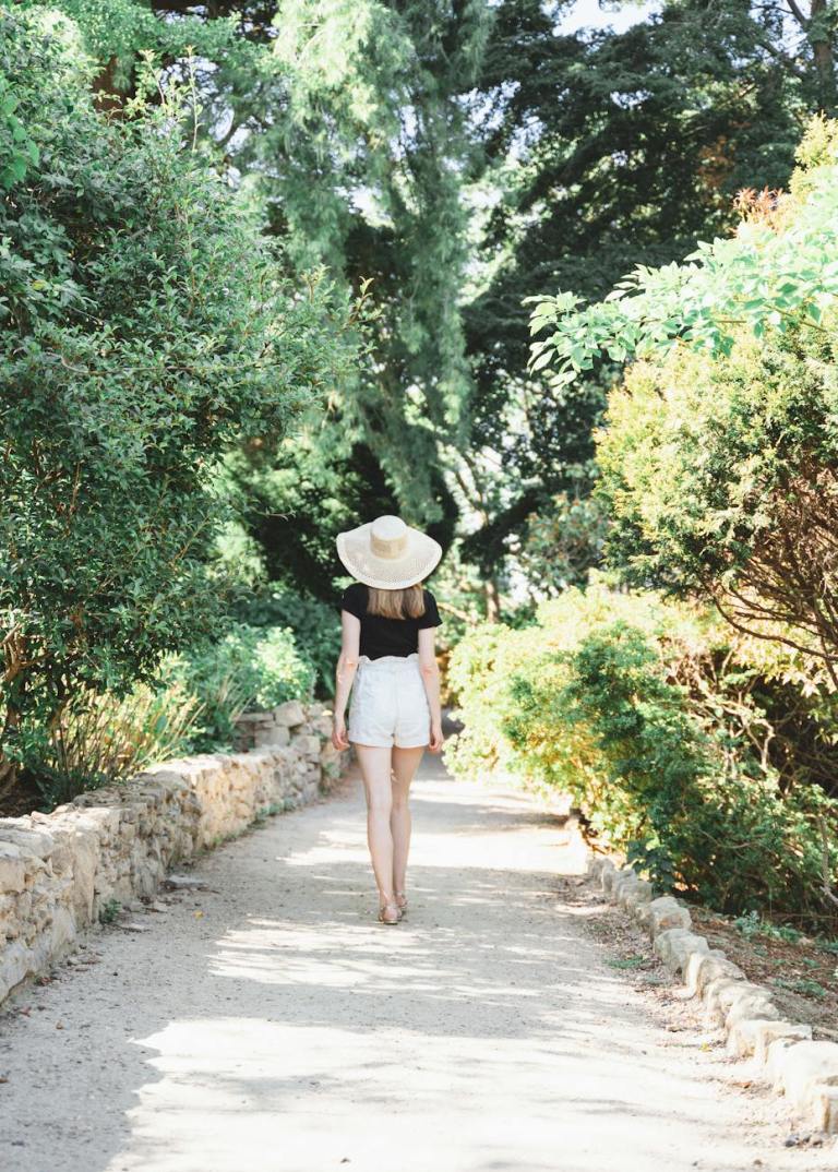 How to Dress in the South of France – Belle Provence Travels